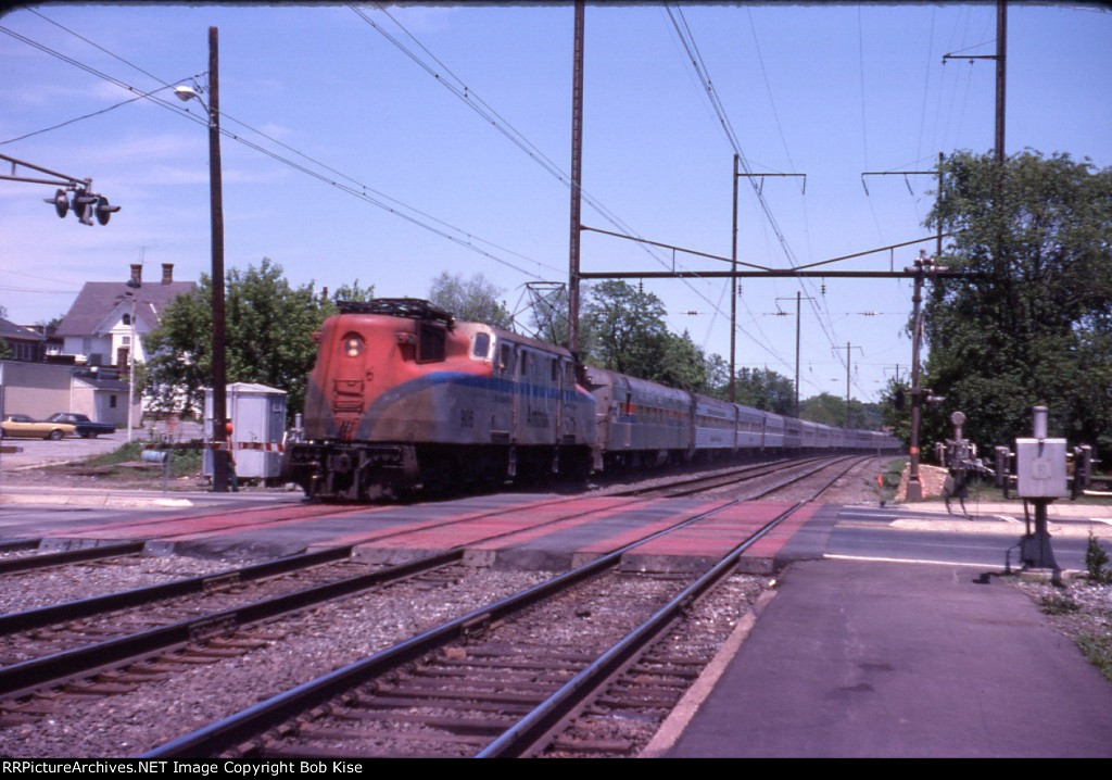 Amtrak GG1 906 southbound, May 1977